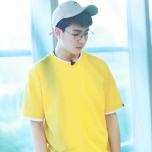 资质不行且努力 