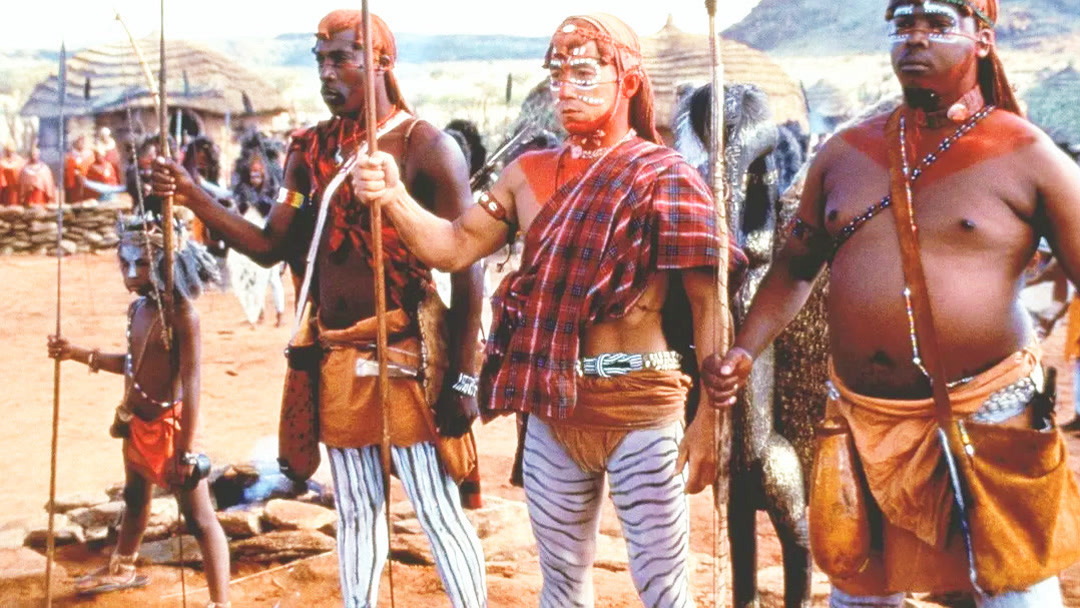 成龙掉下飞机,失去了所有记忆,成为了一个非洲野人