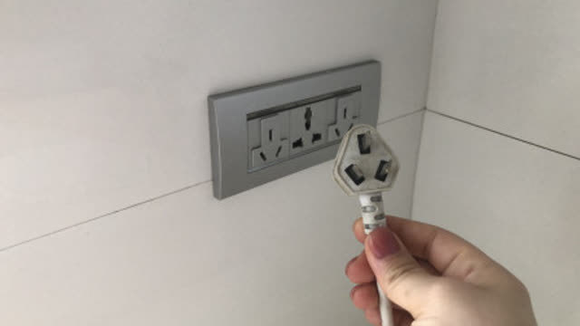 家里这三种电器,用完切记要拔掉插头,多数家庭都不懂,转达家人