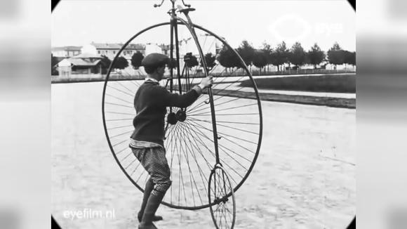 拍摄于1915年的最早纪录片:记录1818年至1890年代的自行车的演变