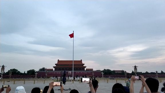 北京时间5:21分,在天安门广场看升旗仪式,内心爱国之情更甚!