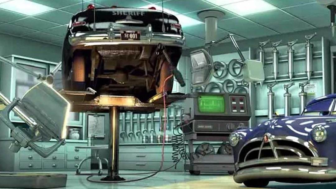 赛车总动员(片段)麦昆发现韩大夫有三座奖杯