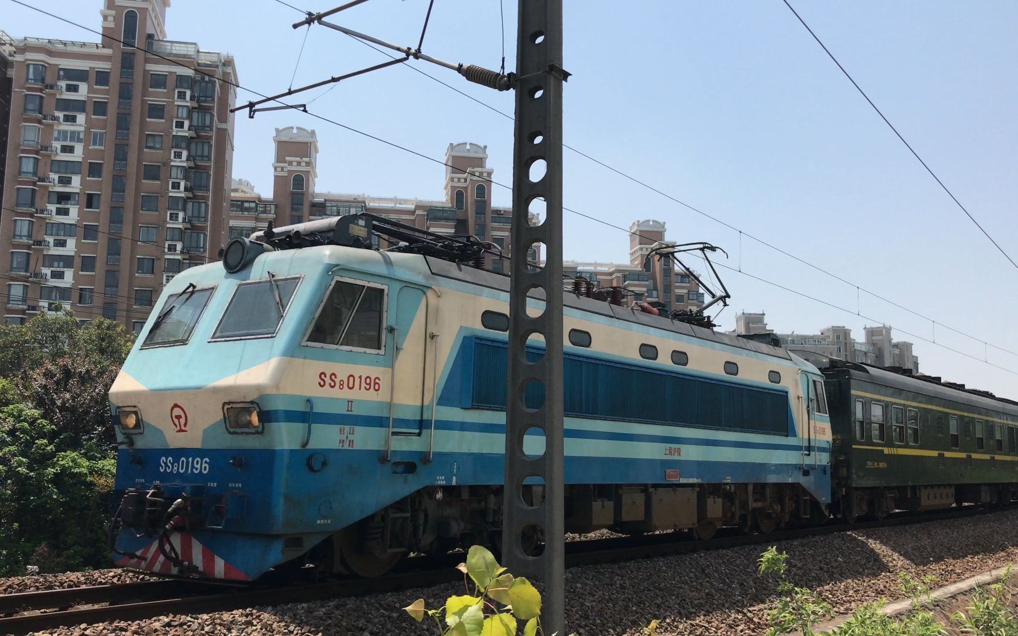 SS8 0196 牵引 K576次 上海南接近