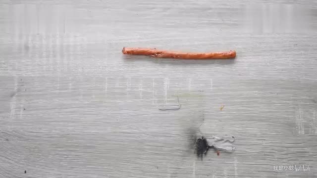 将"辣条"接在220v排插上,会发生什么呢?