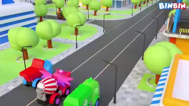 四个汽车换西瓜、橙子、水果轮胎,开车比赛动画