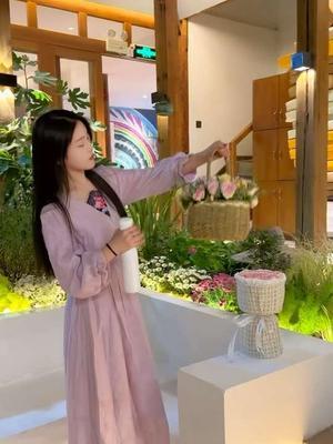 这个五一抽出几天时间来趟丽江吧 ,我民宿小院的花草第四次改造已...