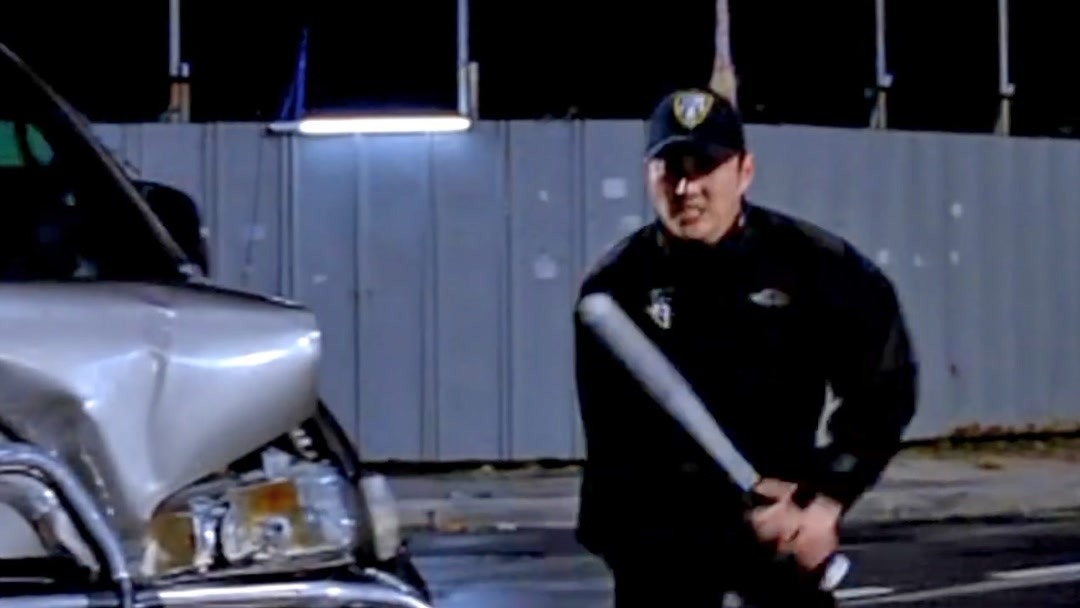 警察跟黑社会械斗,这场面太惨烈了!