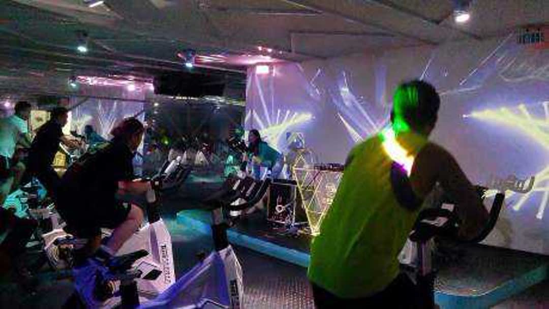 深圳探店:宝安区最大动感单车房,感受一下速度与激情