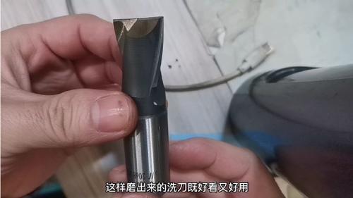 数控铣刀原来可以手工磨,只要掌握先后顺序的磨法就很简单了
