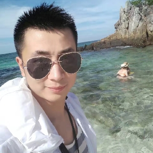 美妆小哥 