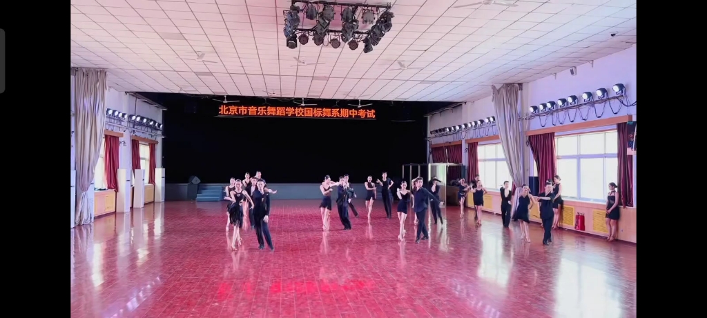 [墨茉组合]王崇墨 李茉晗 5.14期中考试 伦巴远景