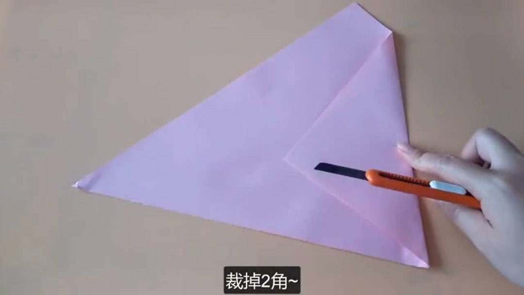 教你折纸简单漂亮的桌面收纳笔筒,还可以用来当花瓶,太漂亮啦