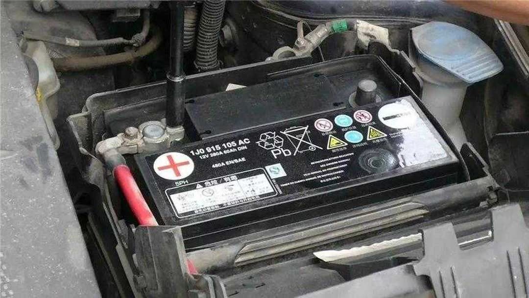 汽车电瓶漏电该如何处理?