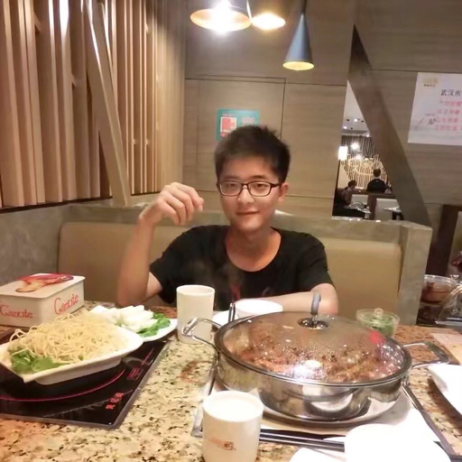 孙夏天的亲亲怪 