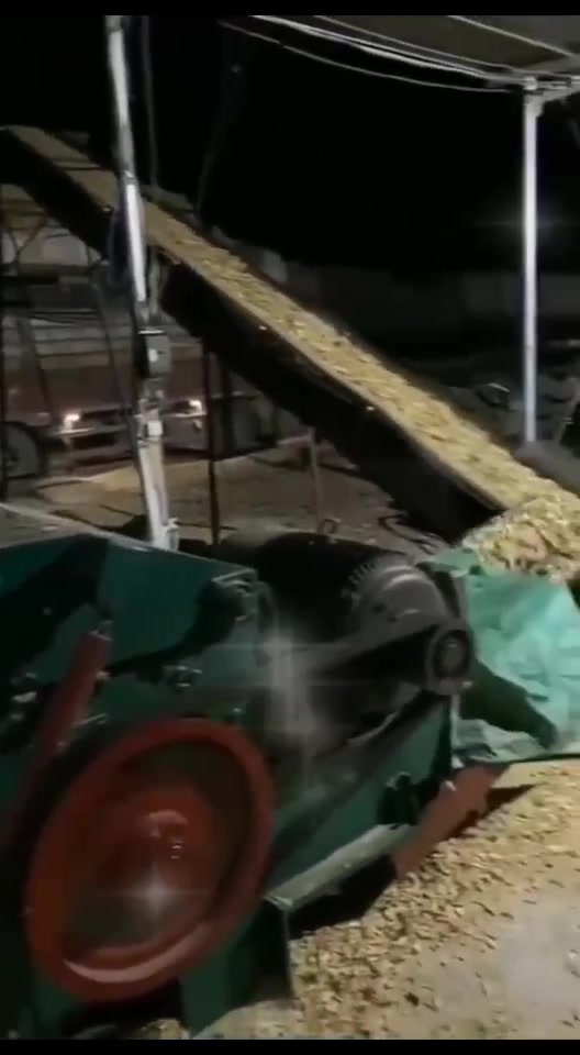 木屑颗粒粉碎机 木头木材破碎机 木屑锯末粉碎机