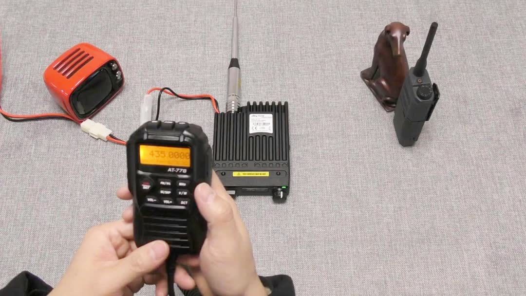 去南通参加无线电高峰论坛中了一个车载电台,来开箱简单体验一下