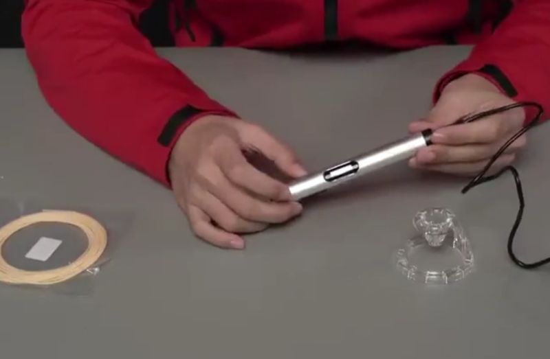 神人介绍3D打印笔,笔是正经笔,但是解说员正不正经就不知道了!