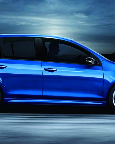 傻了吗?花50万元买辆大众两厢小车!看完这段片子再说吧!