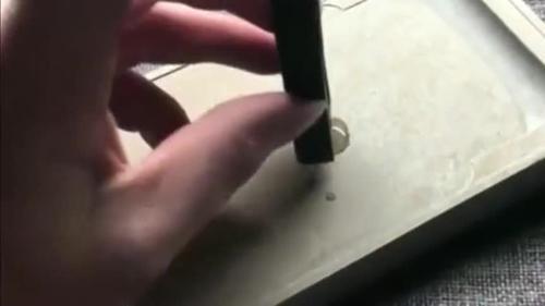 看到这样一幕,才知道古人用的墨,为何要手动研磨!
