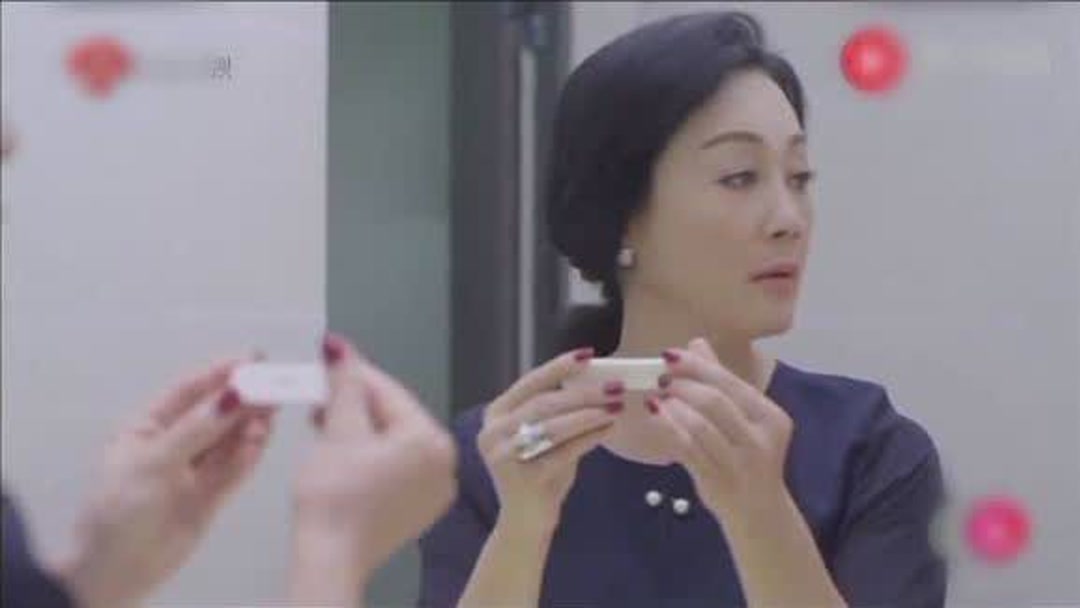 儿媳买了一堆验孕棒,不小心留了一支在卫生间,不料竟被婆婆看到