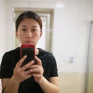 开内衣店的胖妈 