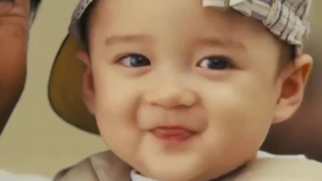 成龙古天乐《宝贝计划》里的宝贝,12年后长成这样!