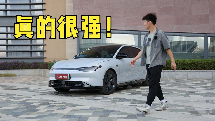 试驾零跑C01,20万级电动轿车新卷王?