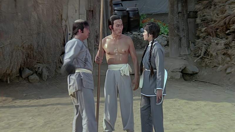 三人做好计划准备行动,谁知晚上行动却出现意外