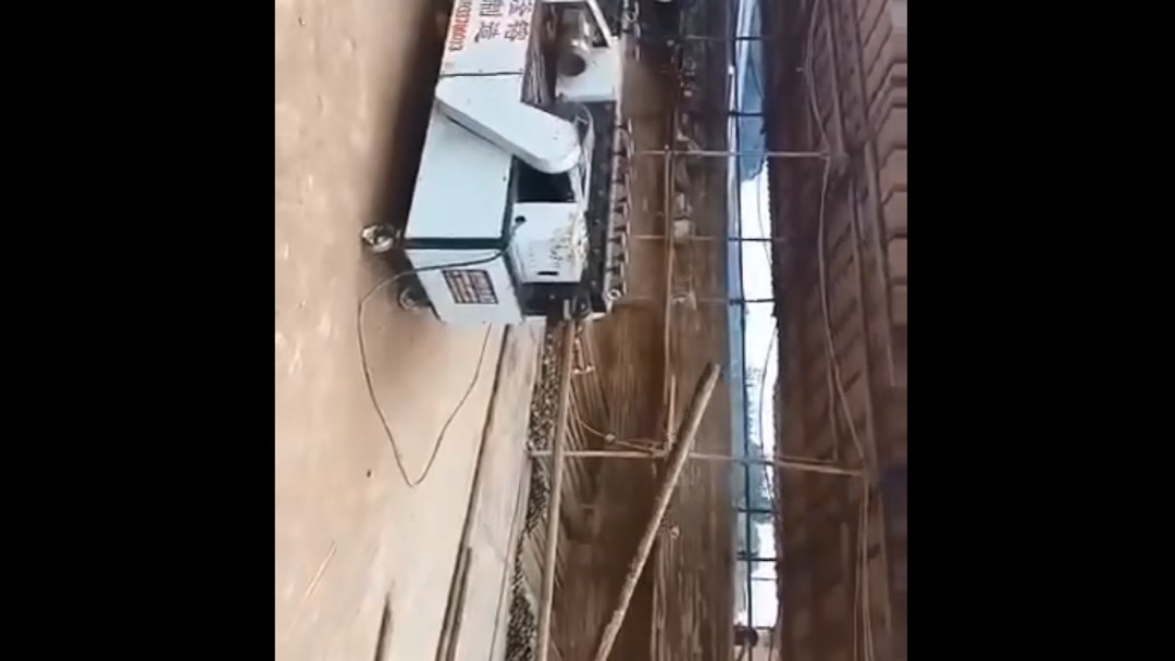 钢管调直机调直除锈刷漆一体机河北滏镕机床