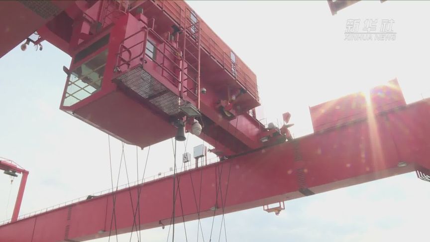 又快又精准!来了解一下集装箱吊装智能远程控制系统