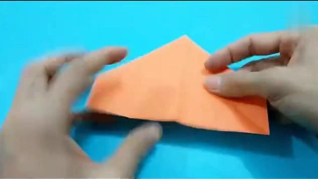 这个笔筒漂亮坚固不易坏!简单好学才是重点,折纸视频手工教程