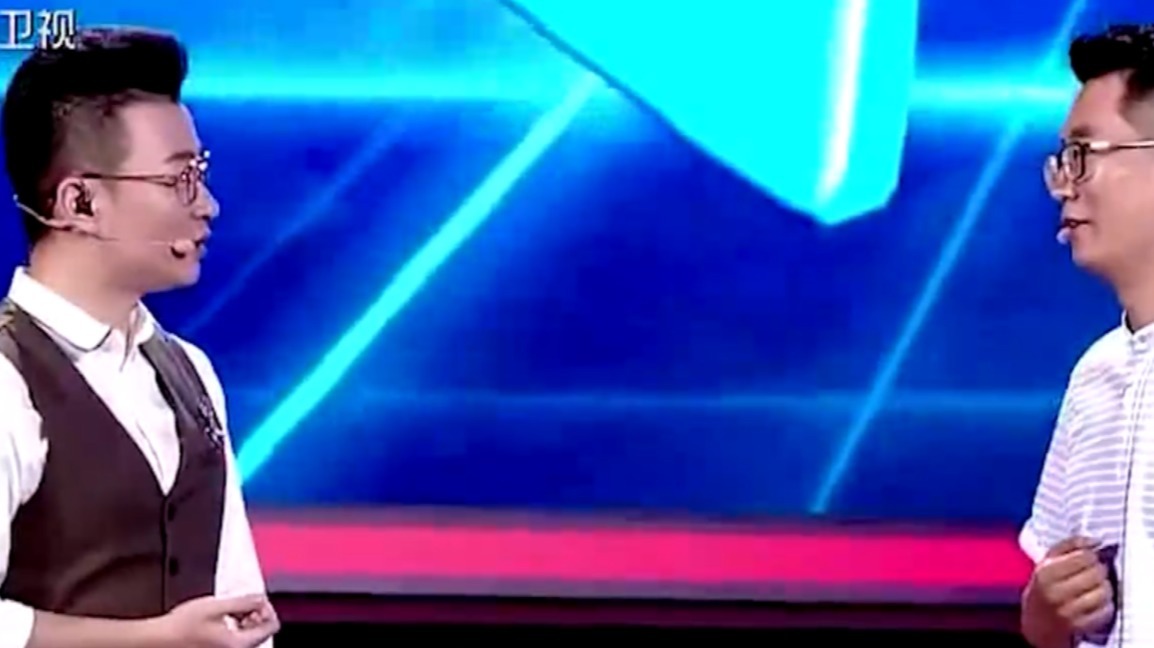 数学老师来应聘,他却现场表白主持人,太招笑了吧!