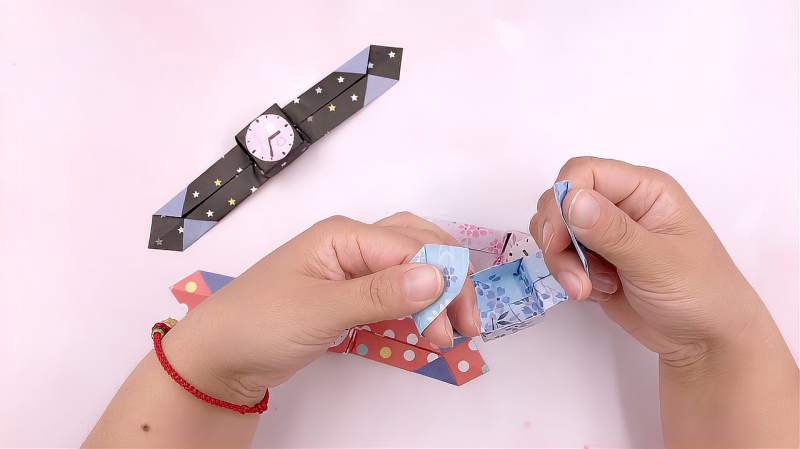 超简单的折纸小手表一学就会从小养成时间观念不迟到