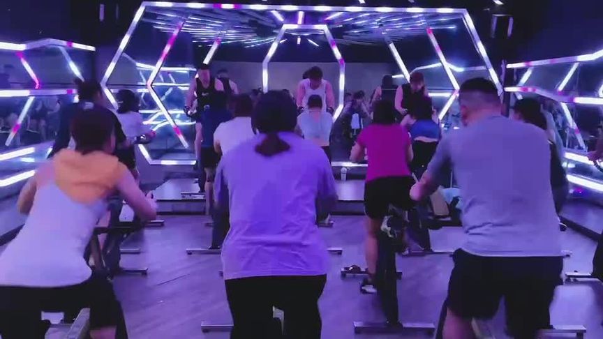 45分钟无间歇纯有氧大家好棒#动感单车 #运动使人快乐