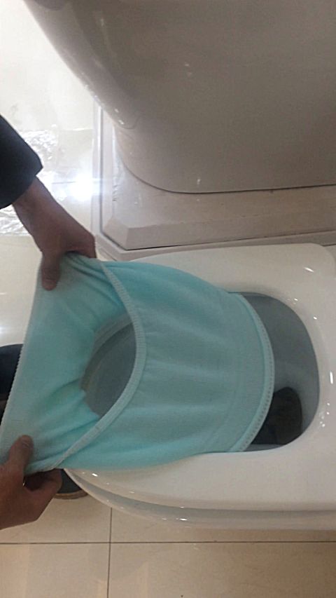 赠送马桶垫安装方法