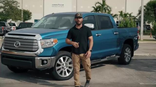 丰田坦途皮卡到货实拍,看到外观和内饰还考虑福特猛禽