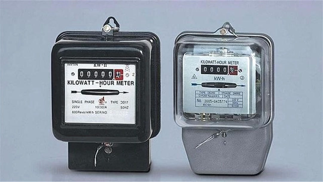 抄电表员工偷偷提醒我,只需拔掉这2个电器插头,一年电费省千元