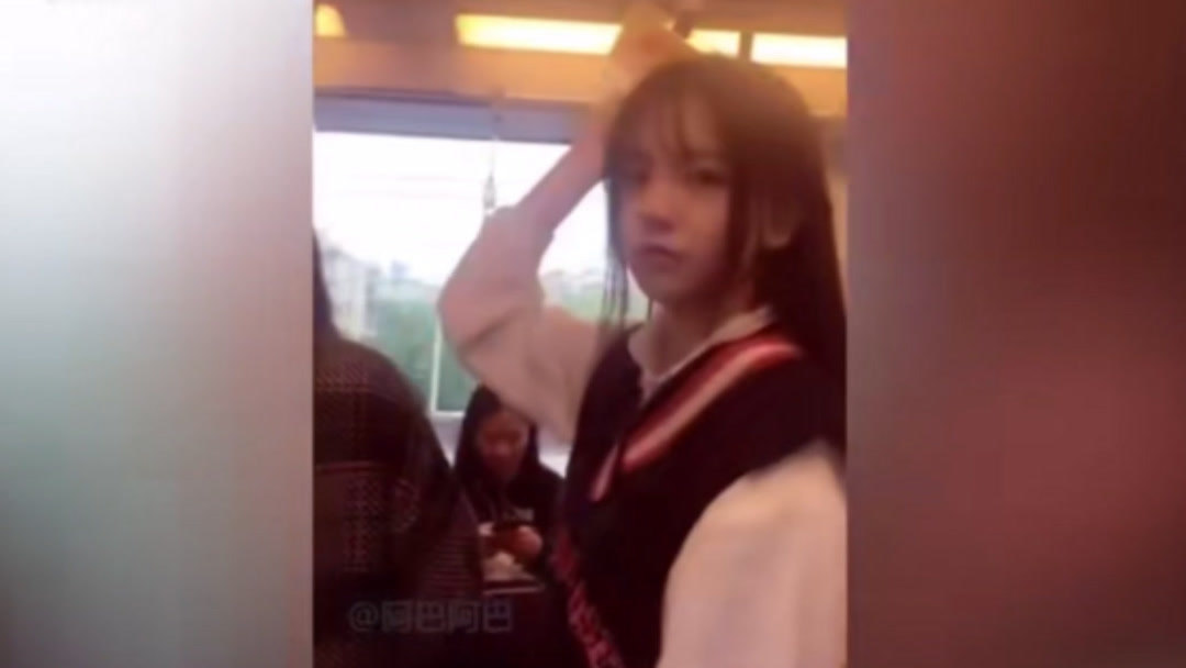 “我爱你是多么清楚多么坚固的信仰”