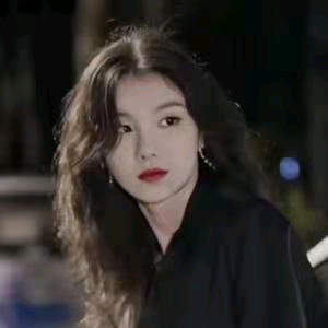 二两琦 