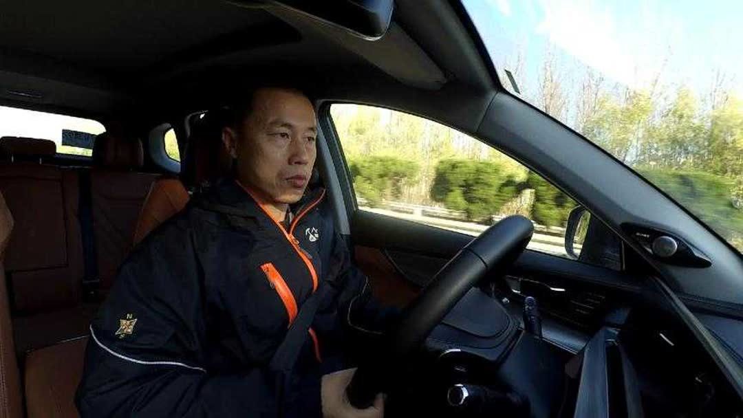 奇瑞瑞虎8plus在高速上定速巡航比瑞虎8的改进提升