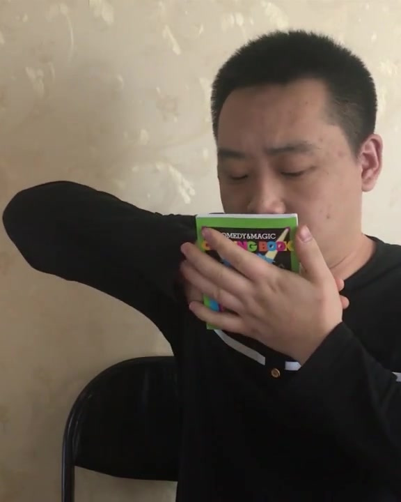 欢子魔术:神奇的画册,小孩子很喜欢看的小魔术!