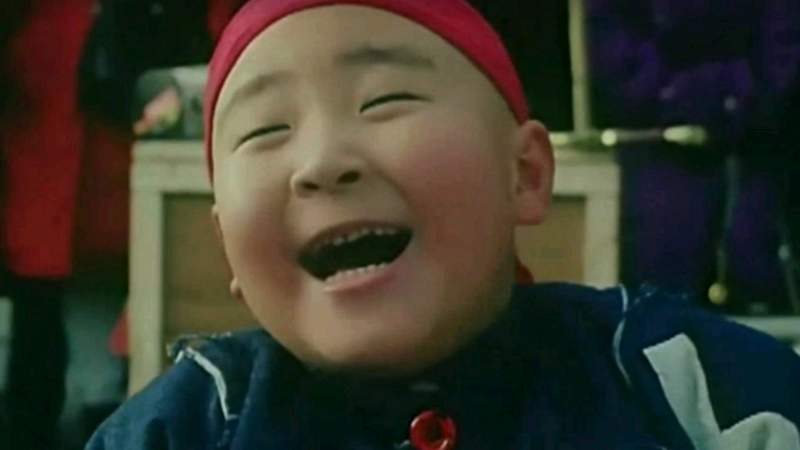 释小龙精彩视频片段滑稽又搞笑的一对活宝。朋友们还记得他们吗?