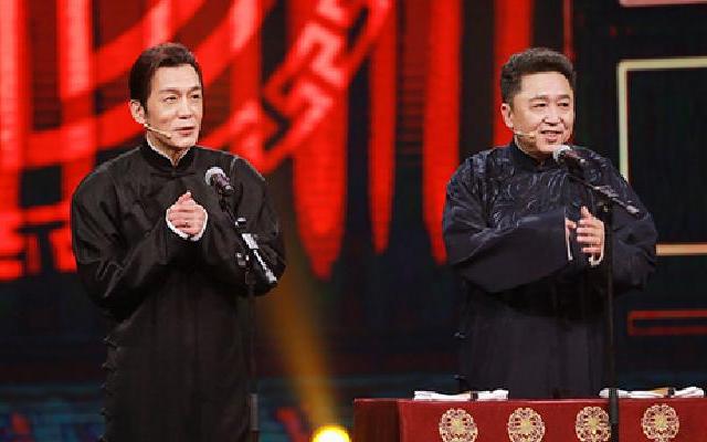 《喜剧总动员》李咏于谦重回小学时代 互相拆台不断升级