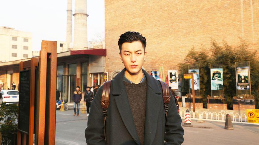 美术生高考为什么要选择戏剧影视美术专业?来听听刘老师怎么说