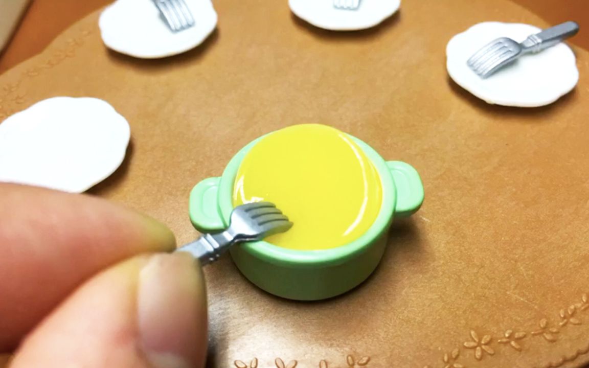 【丁格镇】定格动画:制作海绵果冻