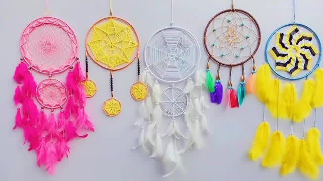 Diy手工:超级漂亮的捕梦网羽毛挂饰