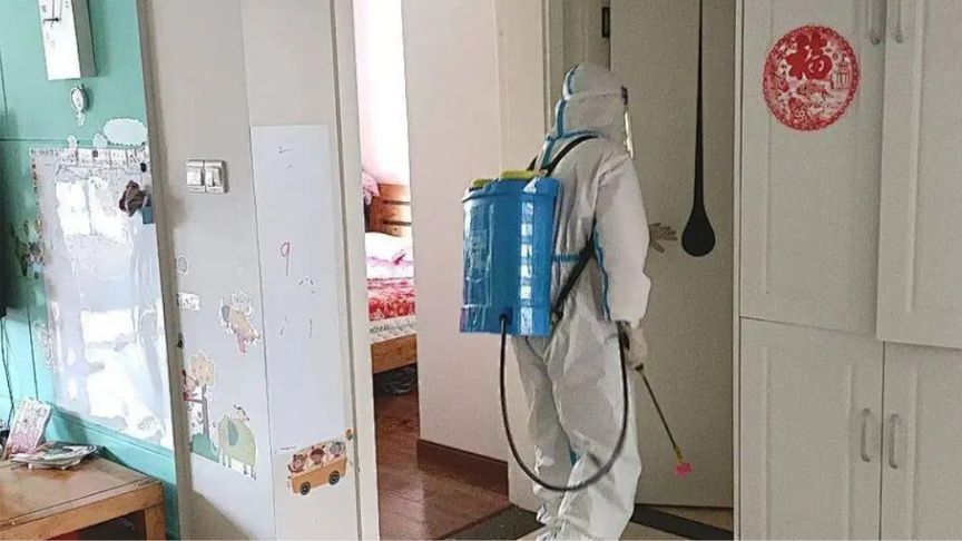 疫情防控有新动向!专家称入户消毒很有必要,指出背后一关键原因