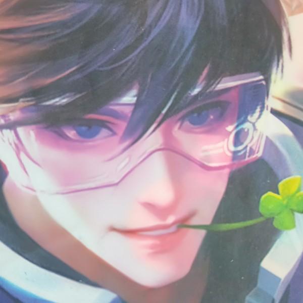 0灰常难得de芝妮雅同志 