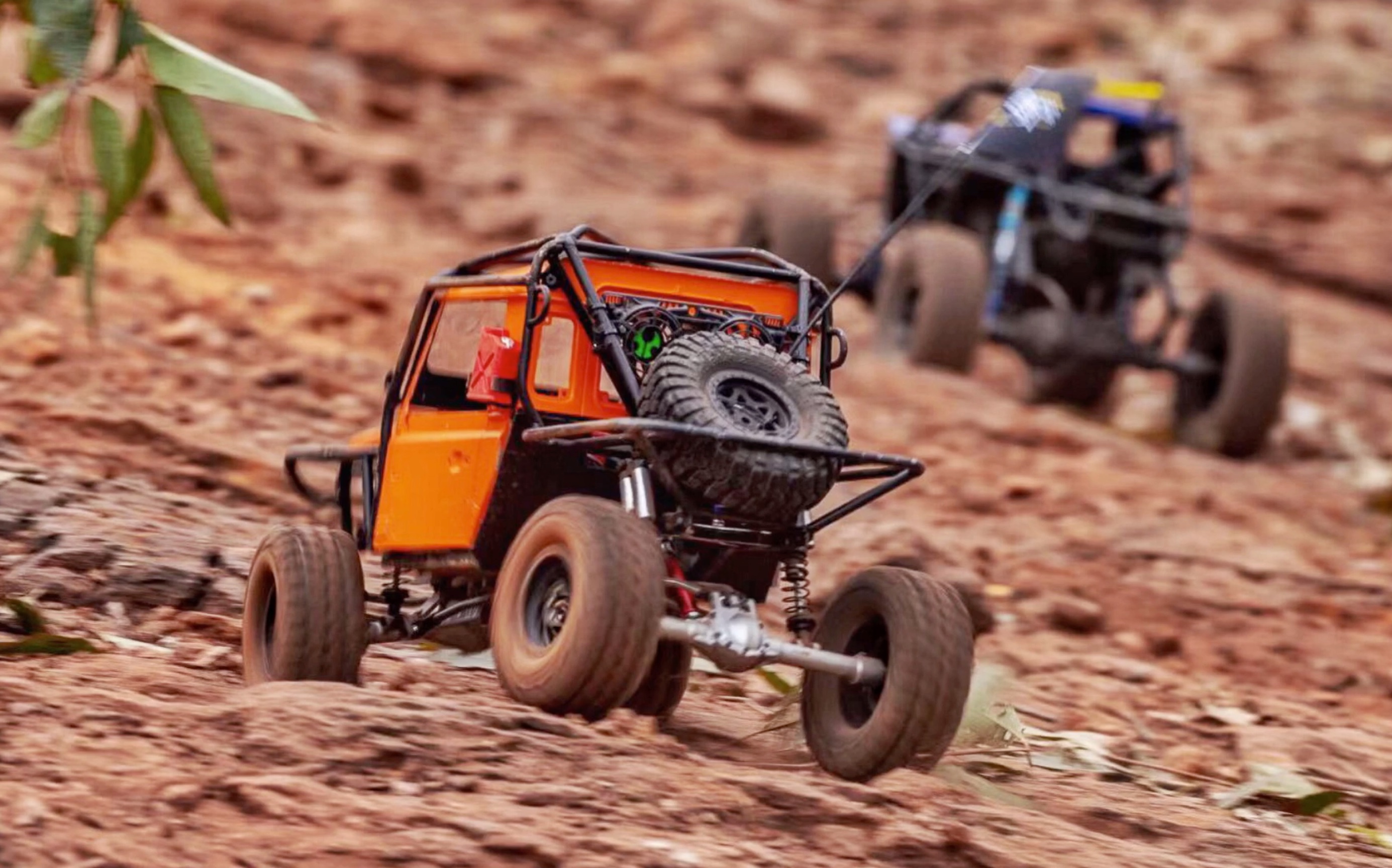 【稀客模型频道】自制的碳钢管架陆虎卫士D90雨林穿越版