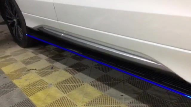 #冠道升级电动踏板